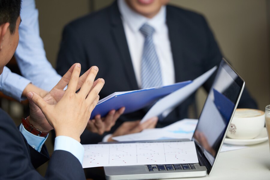 Employment Laws and Practices: What You Need to Know in France